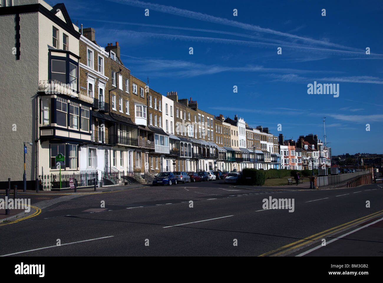 Seafront houses ramsgate hi-res stock photography and images - Alamy