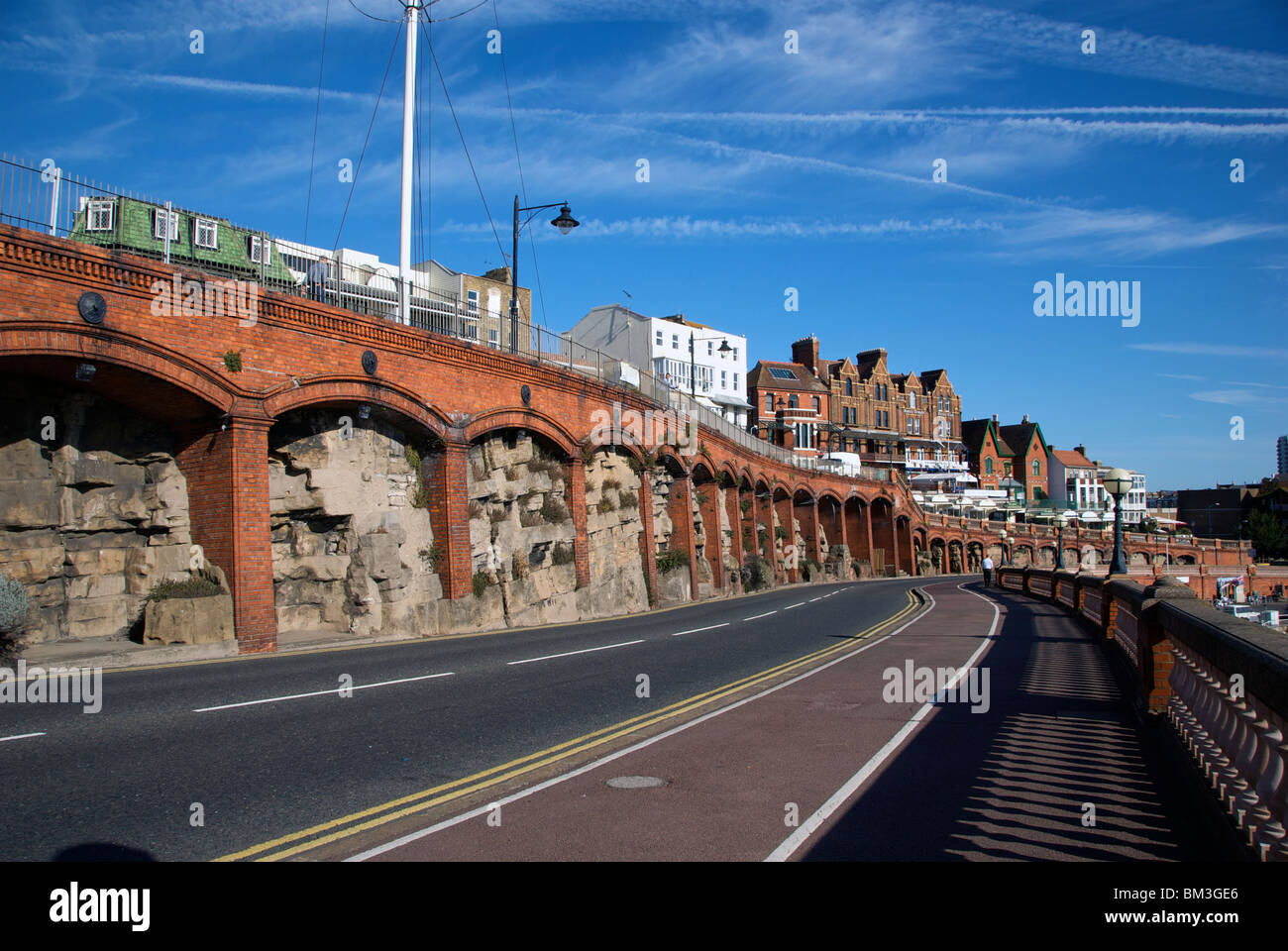 Seafront houses ramsgate hi-res stock photography and images - Alamy