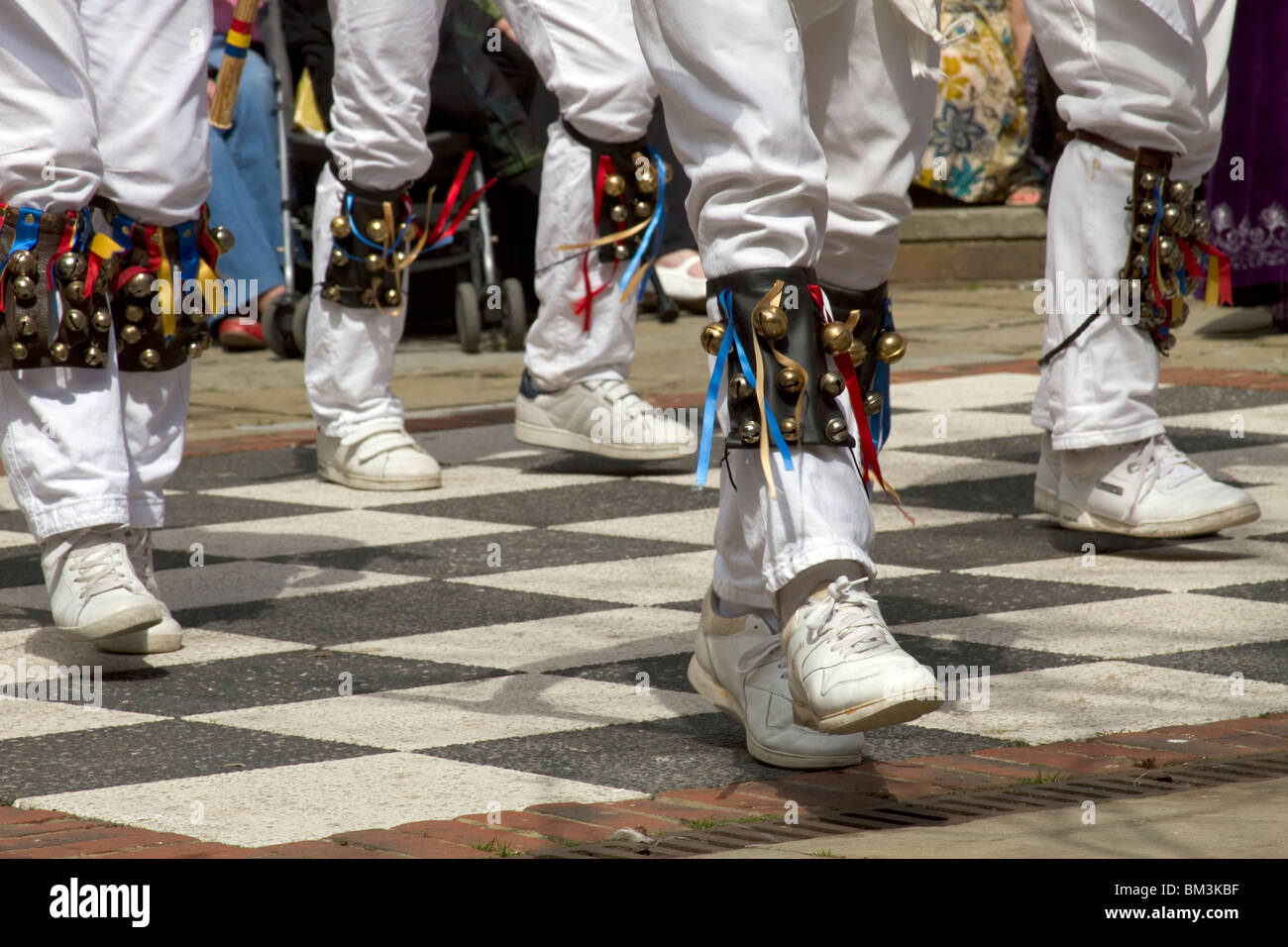 May day dancers hi-res stock photography and images - Alamy