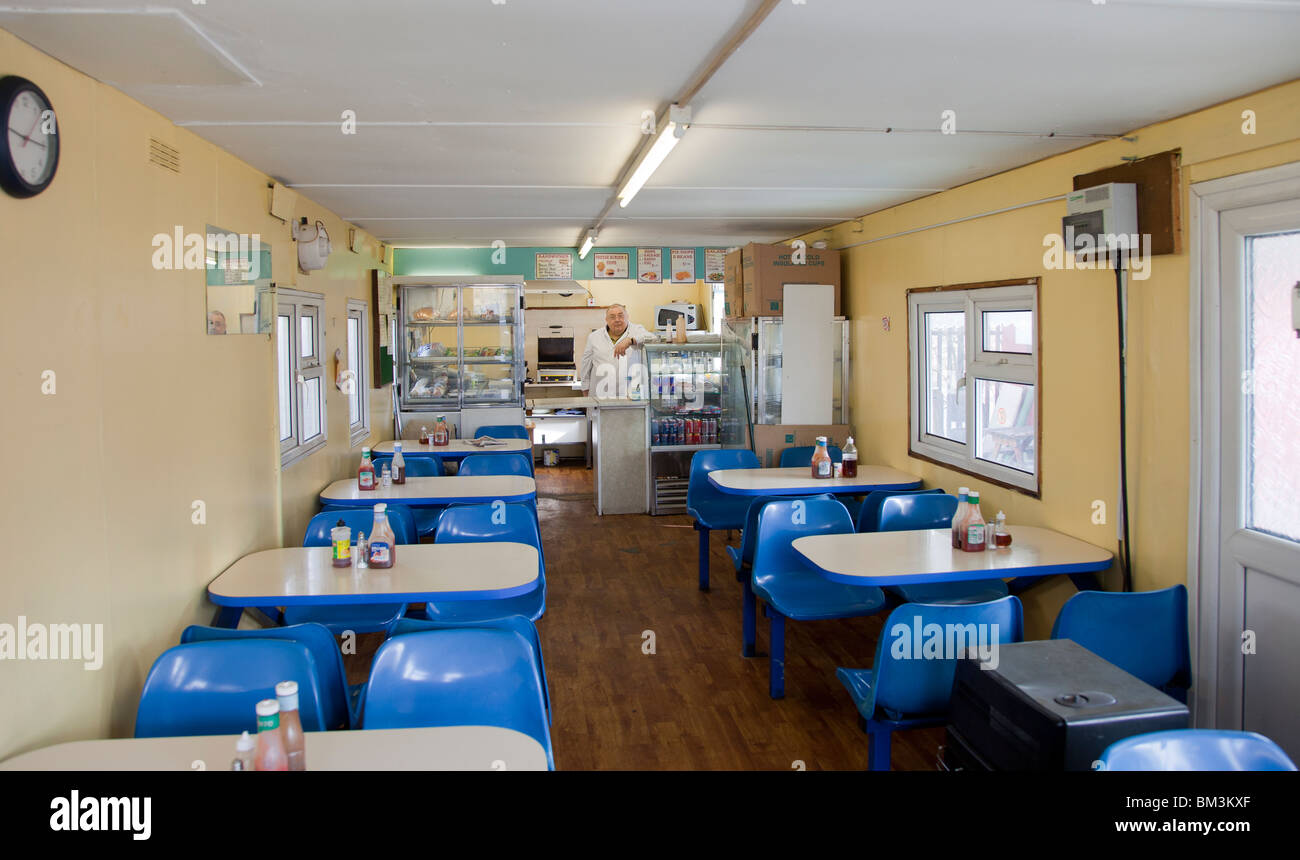 Cook cafe hi-res stock photography and images - Alamy