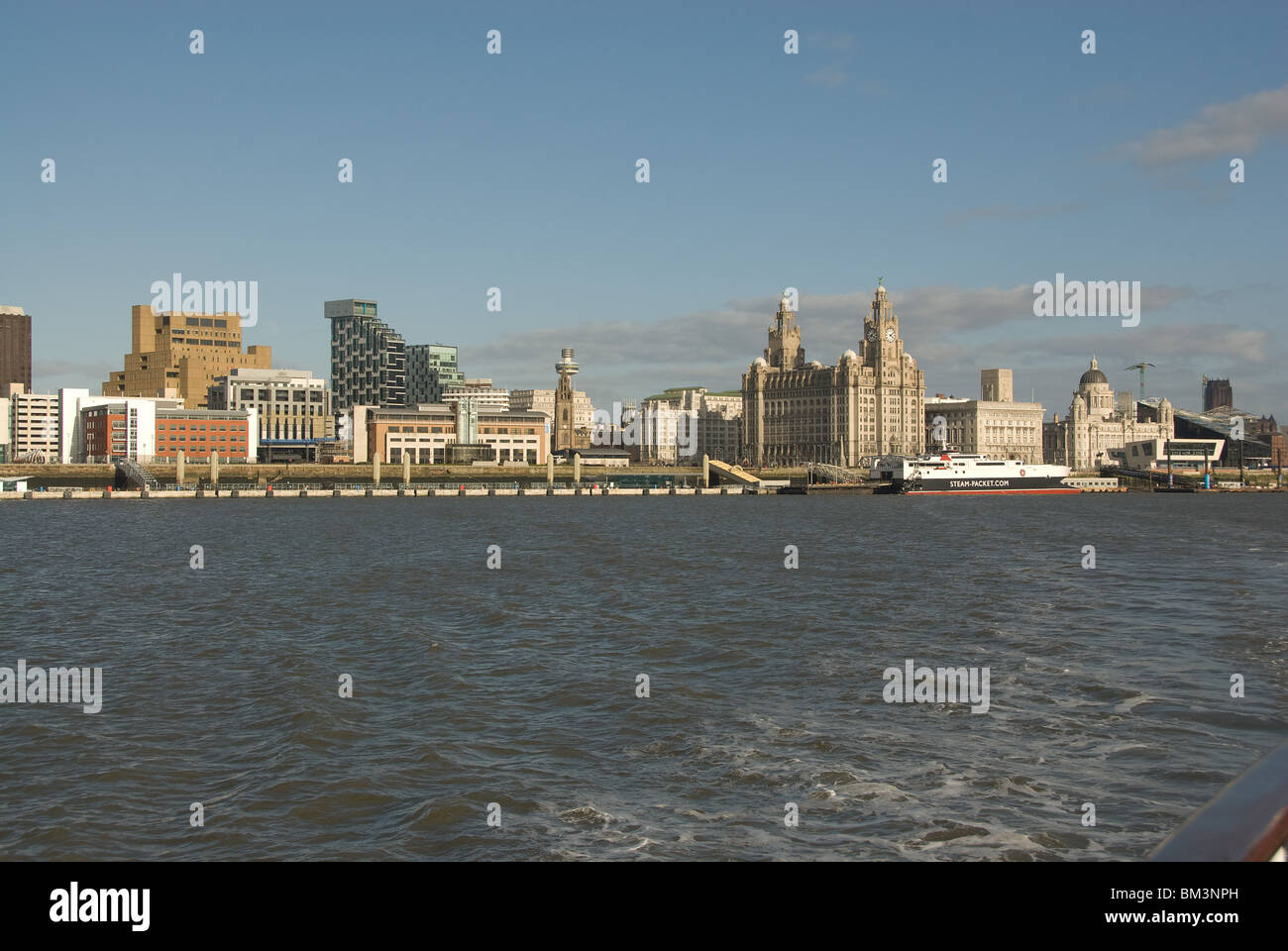 View liverpool city skyline hi-res stock photography and images - Alamy