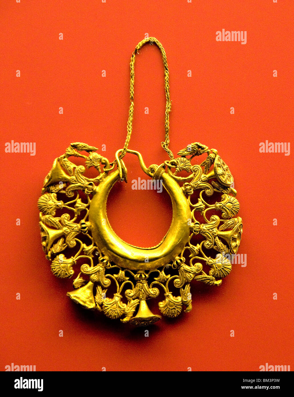 Gold earring treasure of La Aliseda the Iron Age artwork Spain Spanish ...