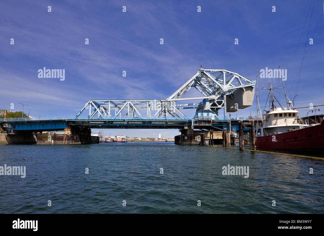 Bridgeblue hi-res stock photography and images - Alamy