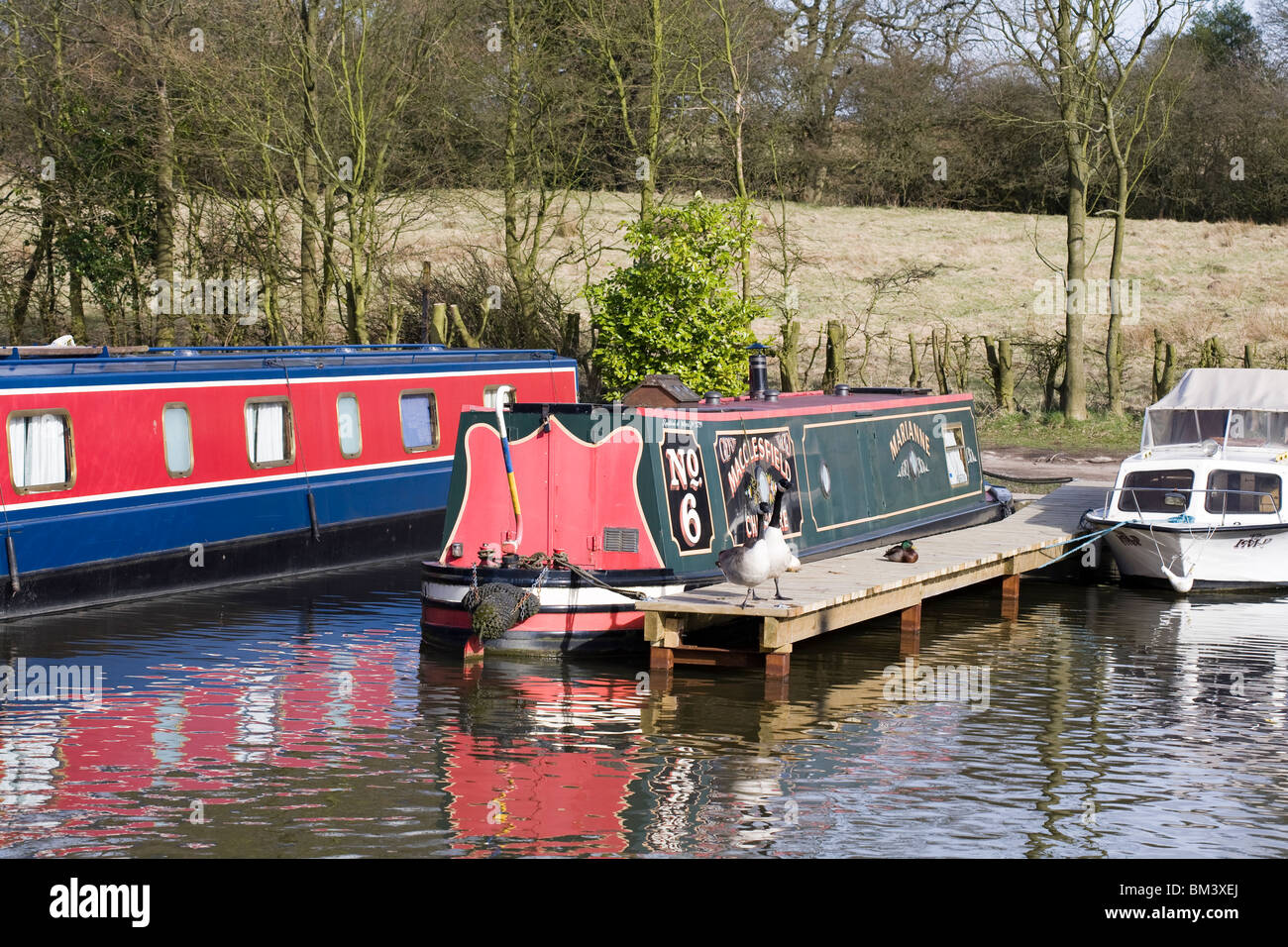 Mooring moorings moored hi-res stock photography and images - Alamy