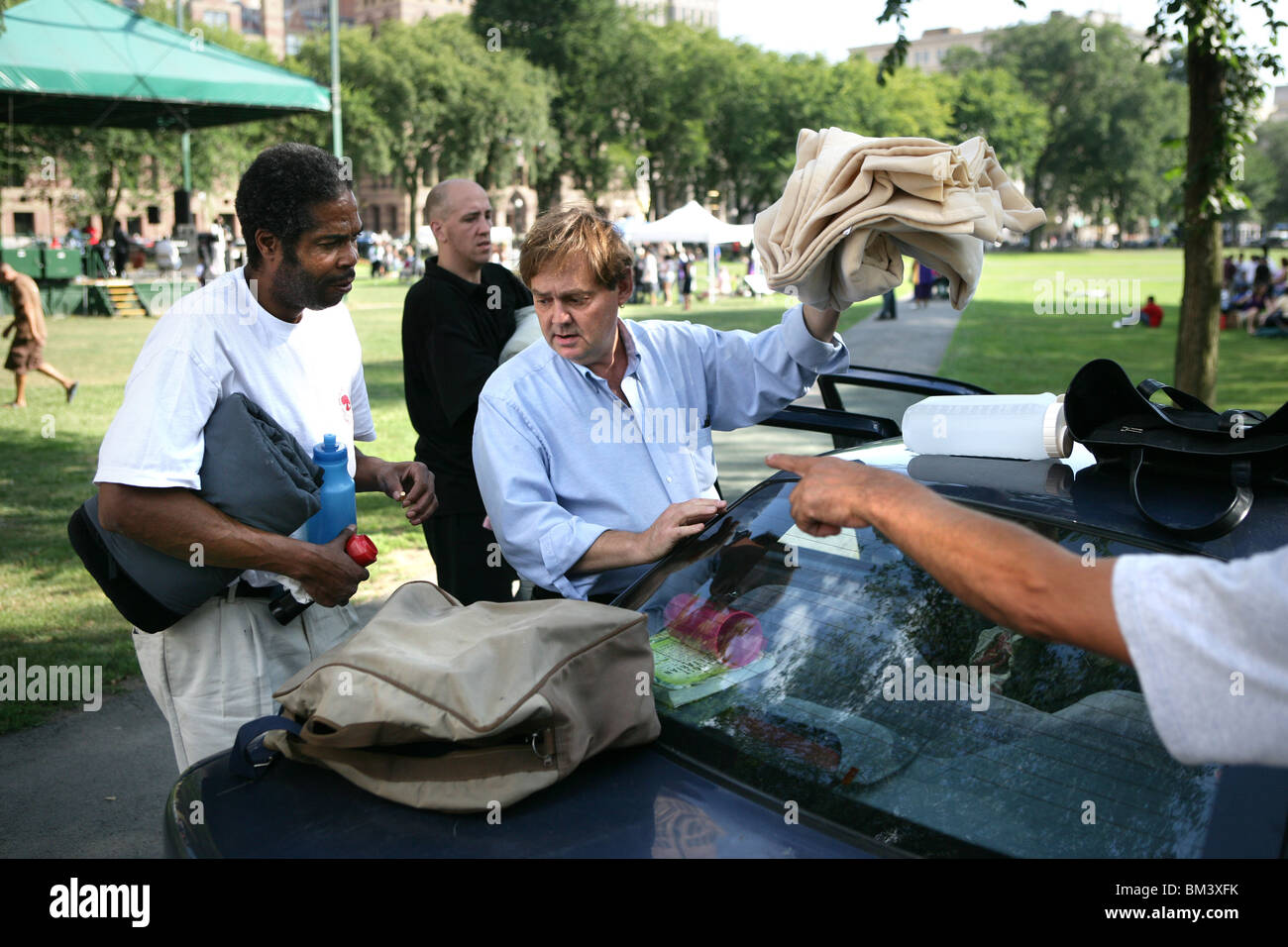 Homeless black man hi-res stock photography and images - Alamy