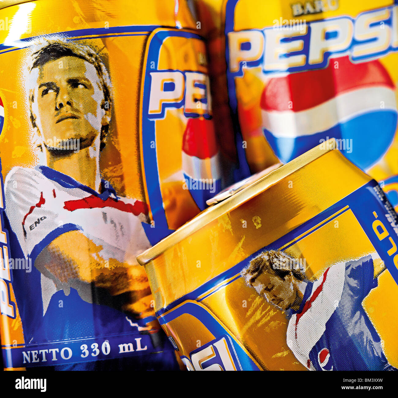 Pepsi cola cans Stock Photo - Alamy