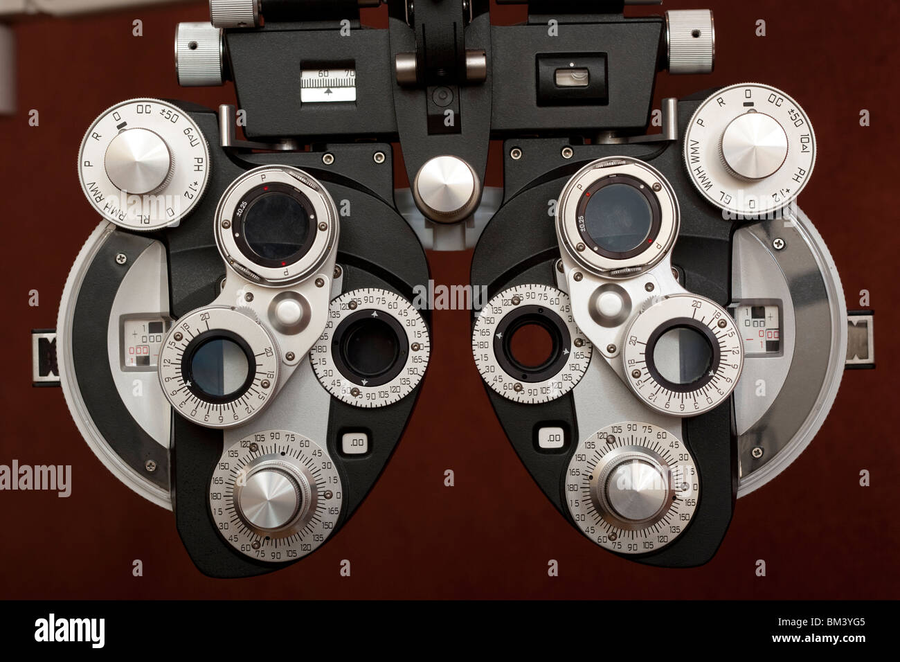 Optometric hi-res stock photography and images - Alamy