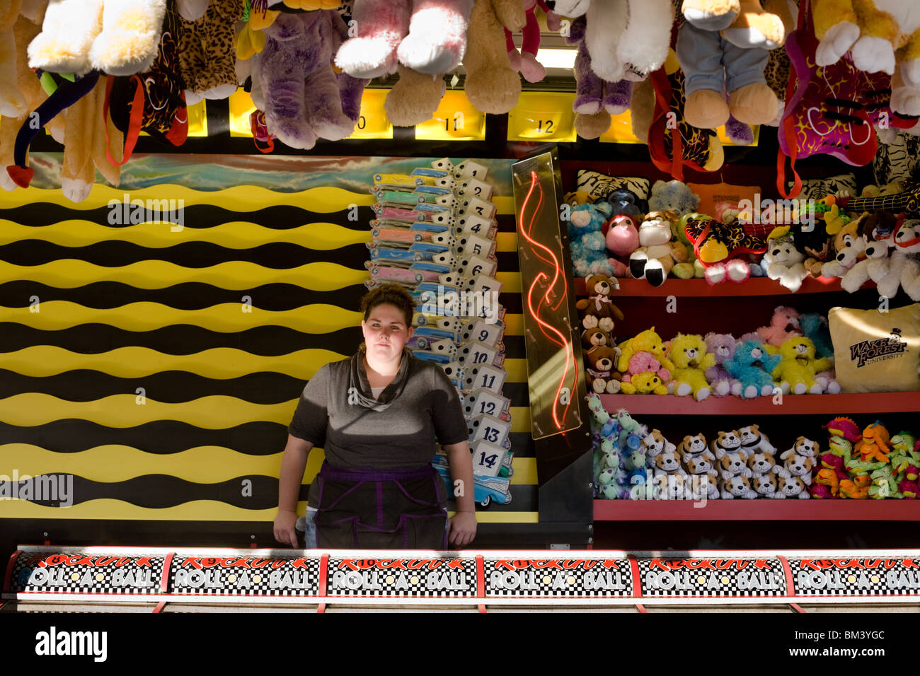 Carnival prizes hi-res stock photography and images - Alamy