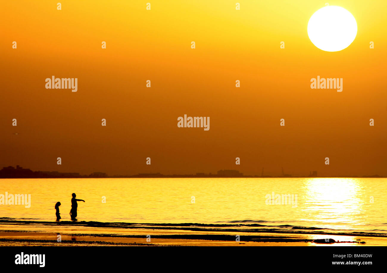 Shatti muscat hi-res stock photography and images - Alamy