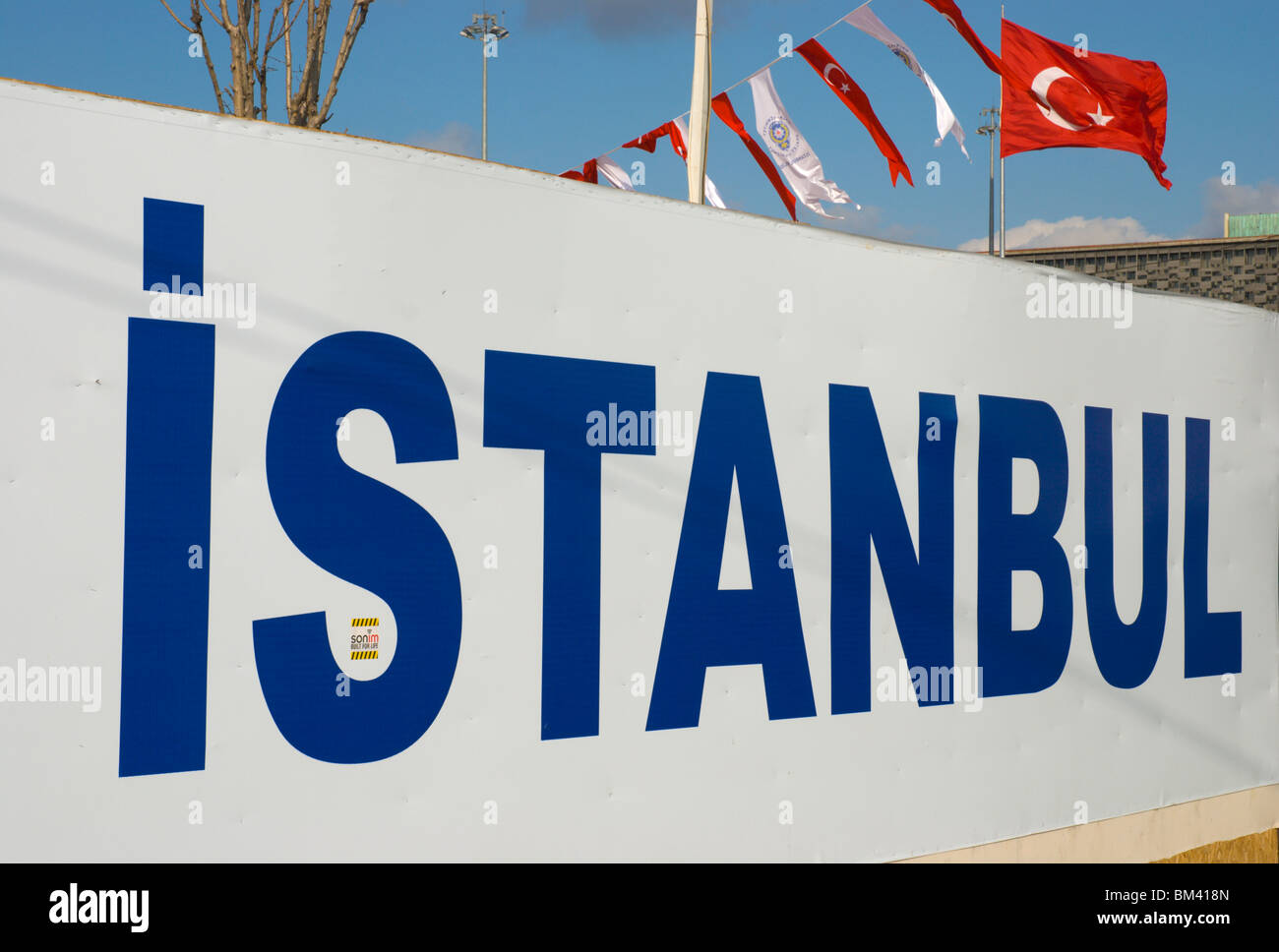 Istanbul turkey flag hi-res stock photography and images - Alamy