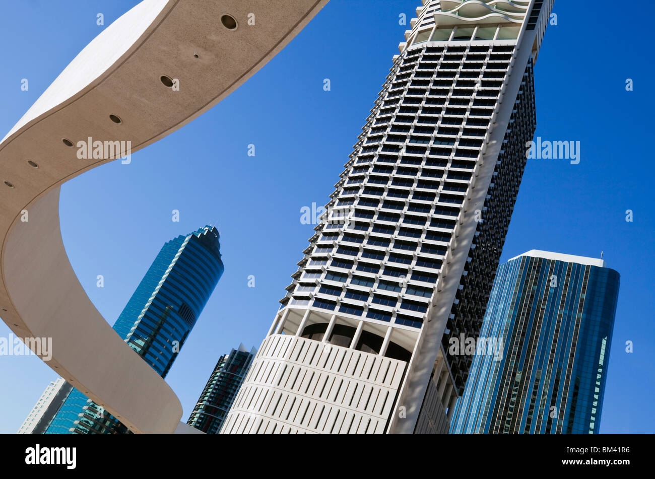The riverside centre with city skyline in the background. Brisbane ...