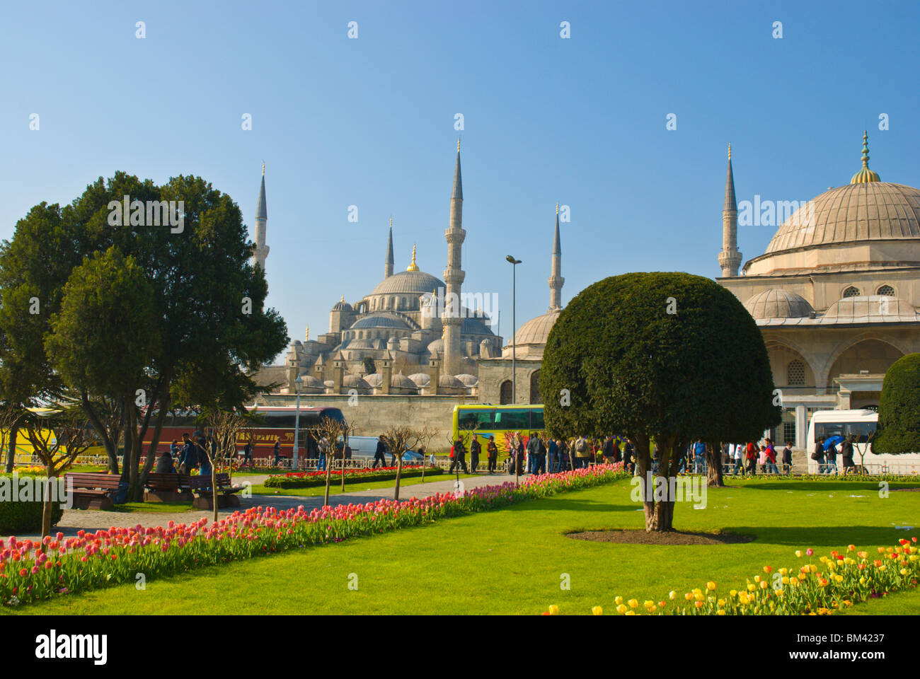Sultanahmet park with Blue Mosque and tomb building Sultanahmet ...