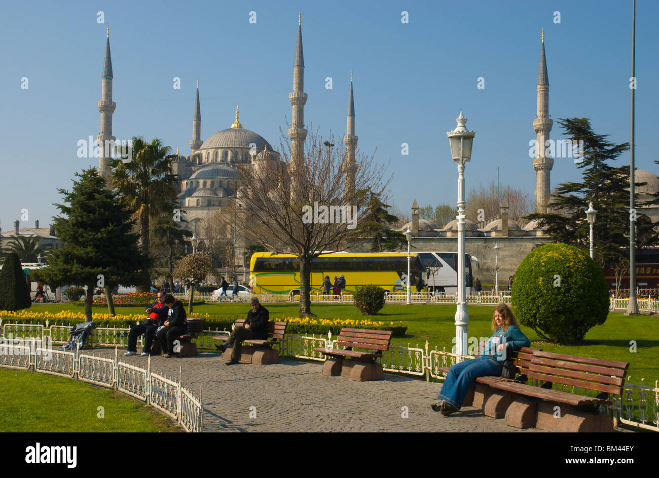 Sultanahmet park with Blue Mosque Sultanahmet district Istanbul Turkey ...