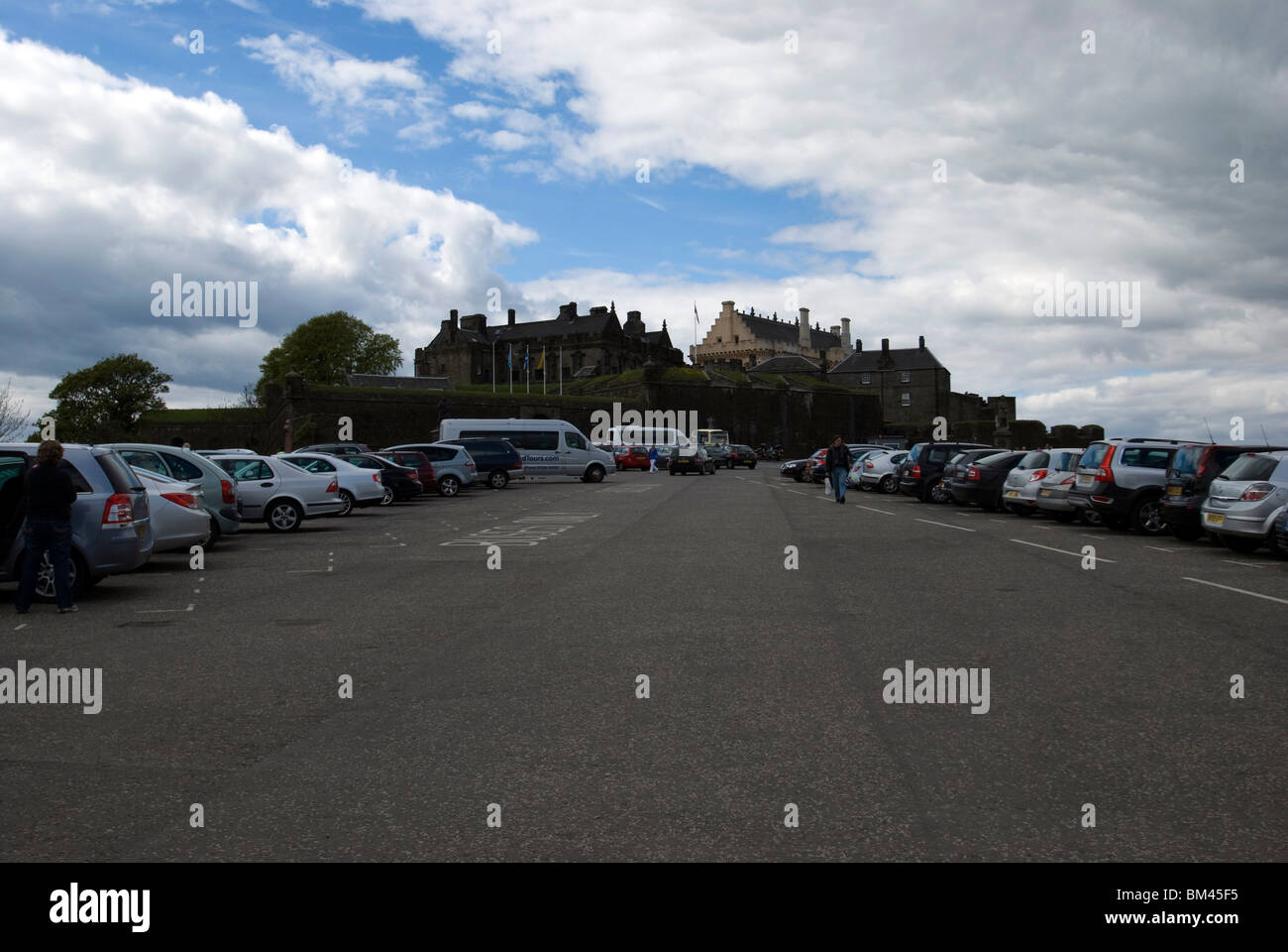 Stirling Castle from the esplanade/car park, Stirling, Scotland Stock ...