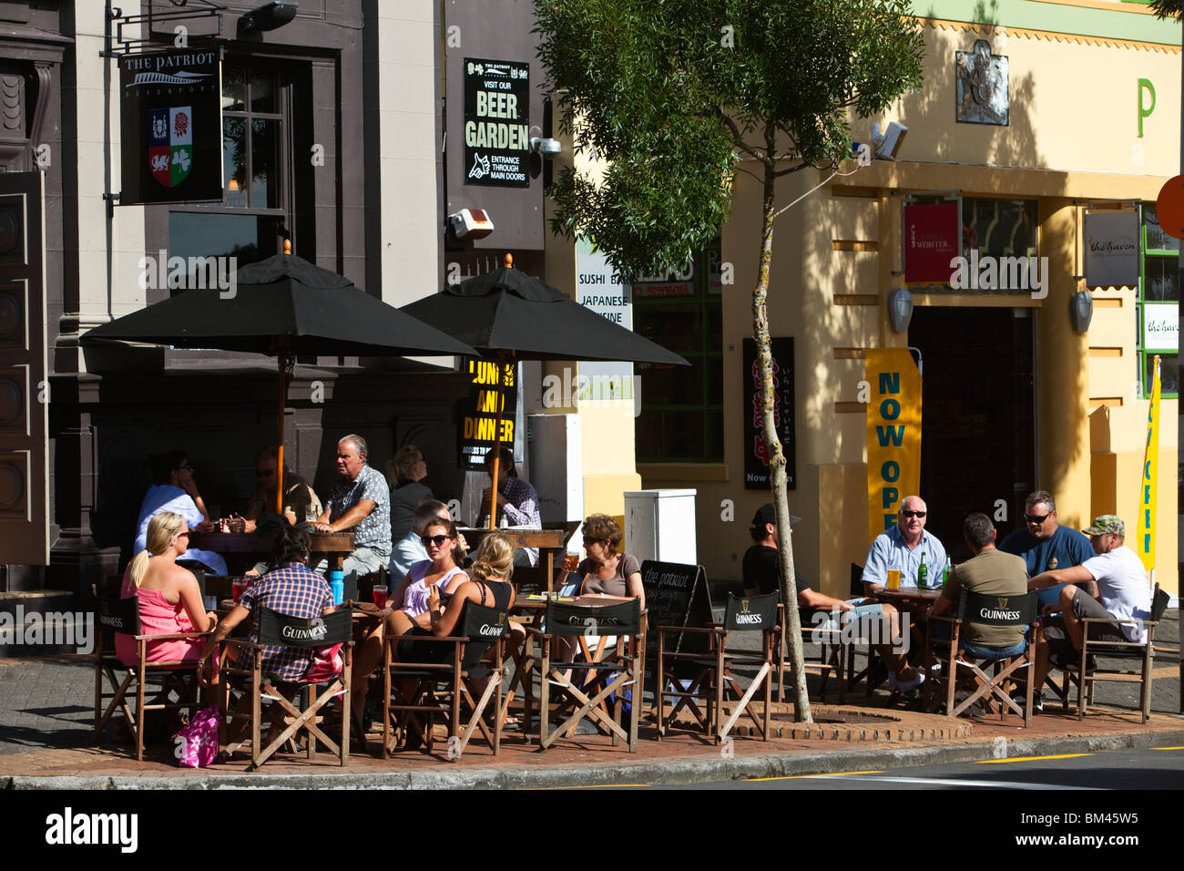 New zealand pub hi-res stock photography and images - Alamy
