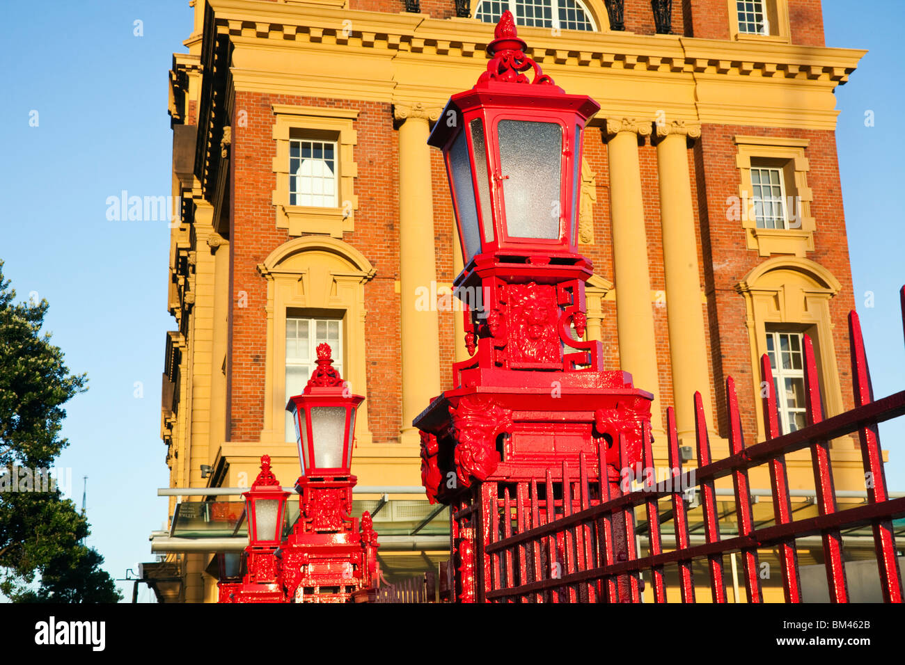 The historic Ferry Building on Quay Street. Auckland, North Island, New ...