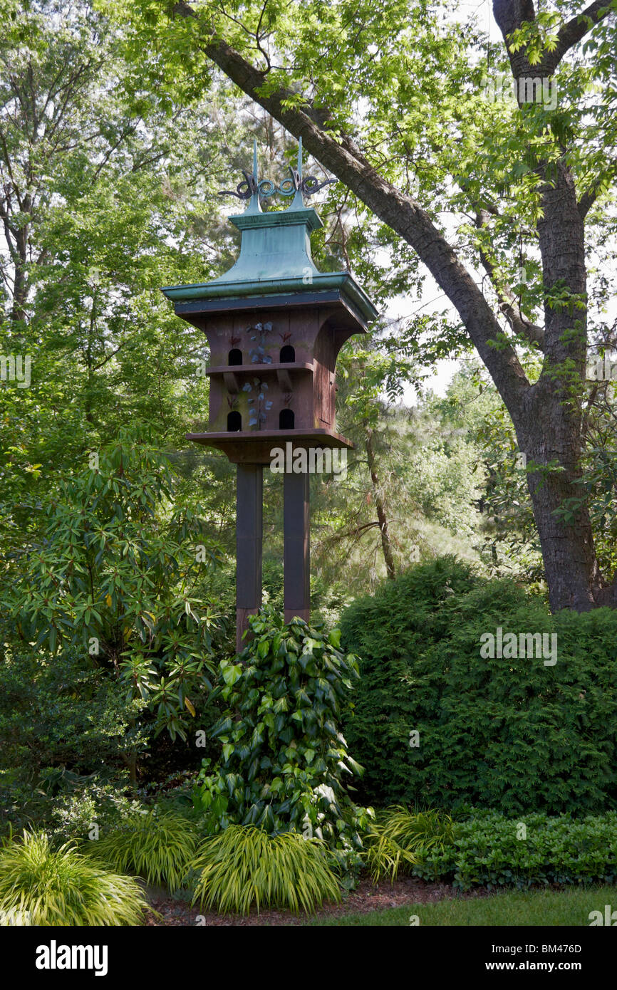 Japanese Style Bird Houses Vintage Wood Pagoda Bird House. Sold At