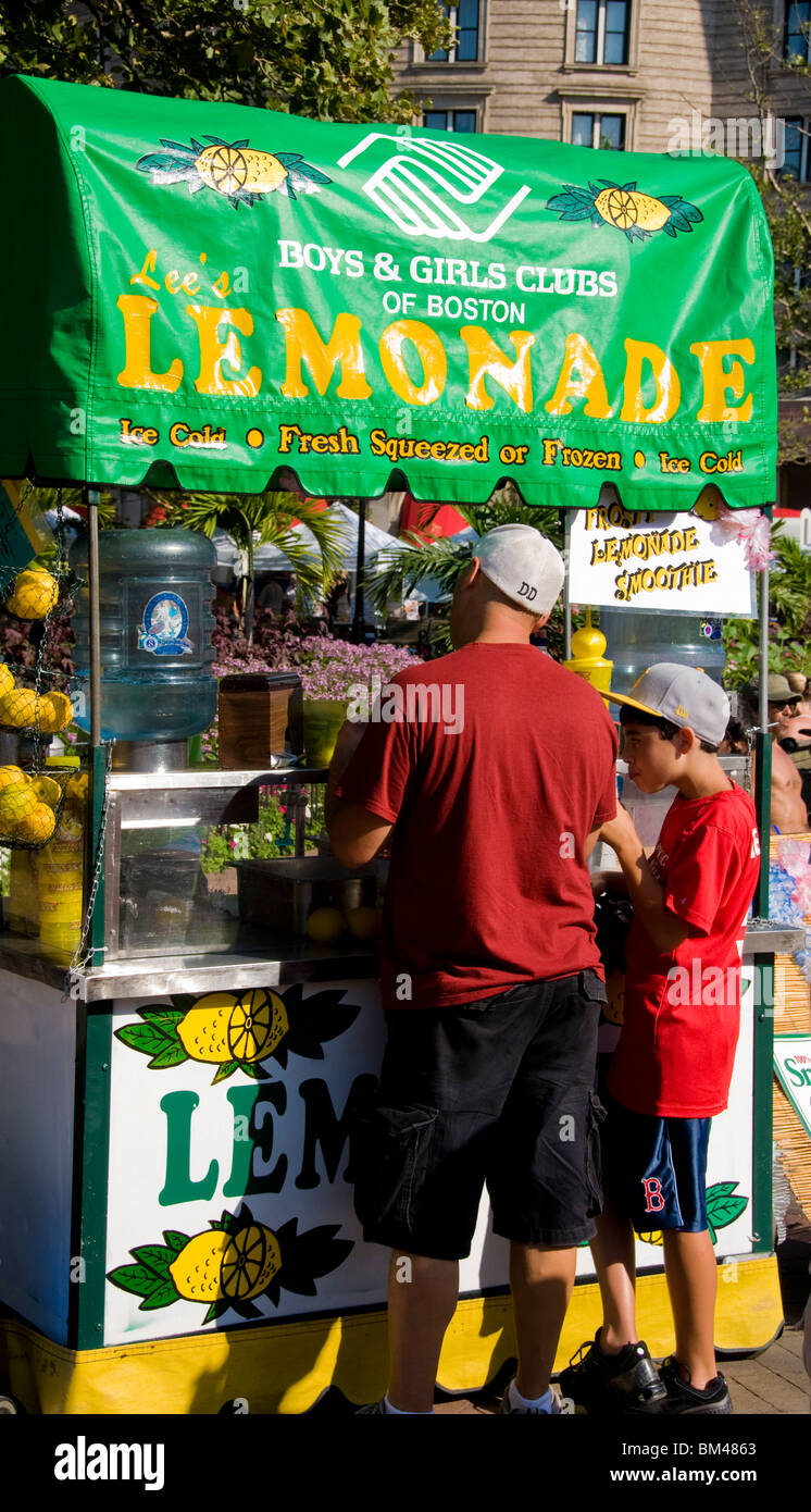 Lemonade vendor downtown Boston Stock Photo - Alamy