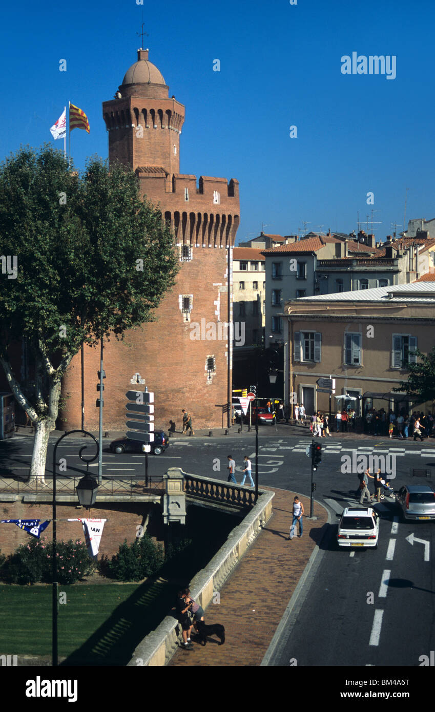 Perpignan street view france hi-res stock photography and images - Alamy
