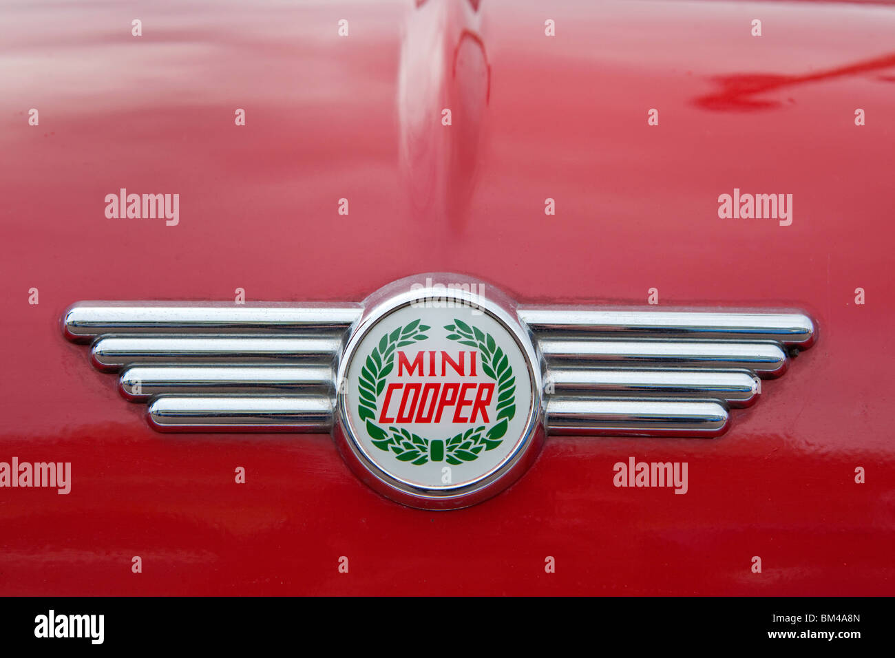 Mini cooper badge hi-res stock photography and images - Alamy