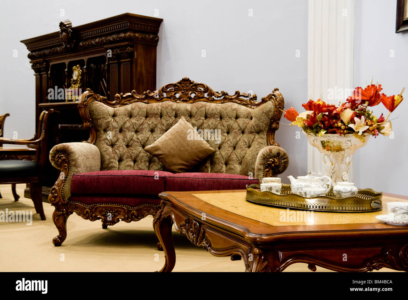 Modern sofa set hi-res stock photography and images - Alamy