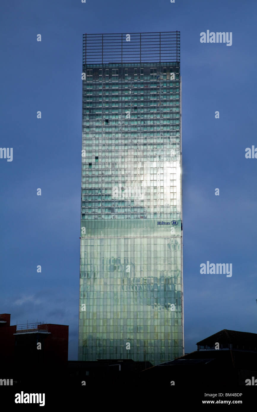 Manchester skyline beetham tower hi-res stock photography and images ...