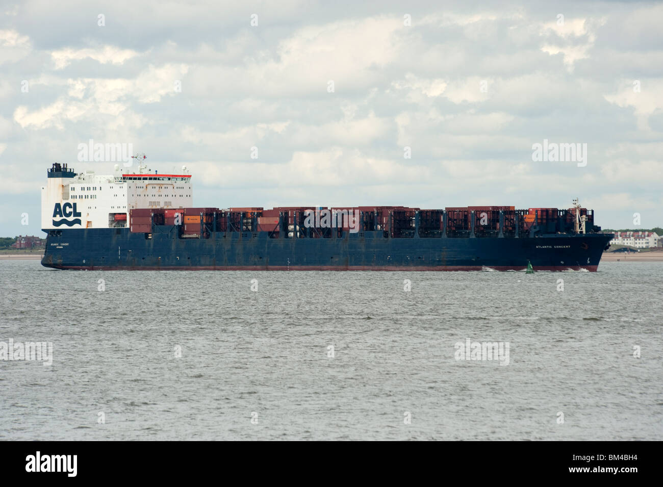 ACL Atlantic Concert Container ship in River Mersey Liverpool UK Stock ...