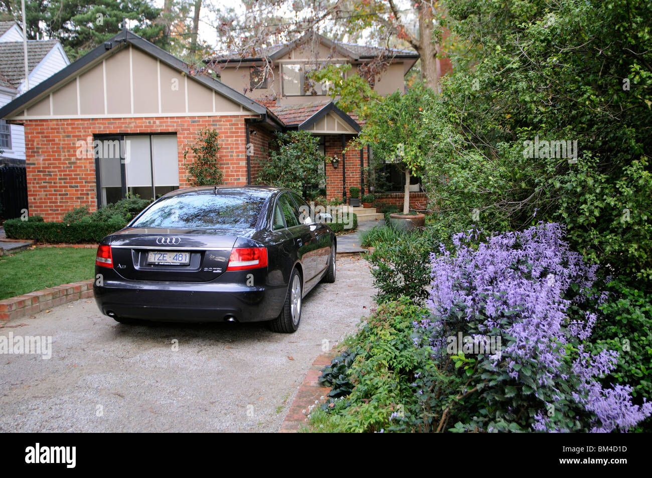 housing, Blackburn, Melbourne Australia Stock Photo - Alamy