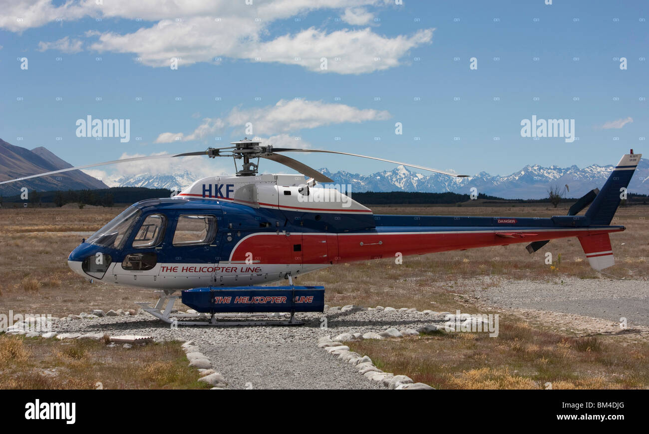 Helicopter helipad hi-res stock photography and images - Alamy
