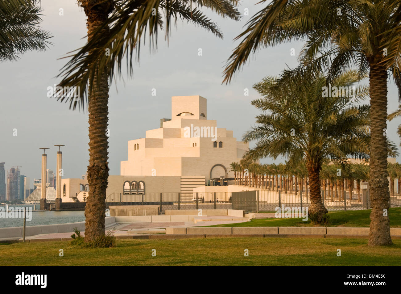 Qatar, Doha, Museum of Islamic Art, I M Pei architect 2007 Stock Photo ...