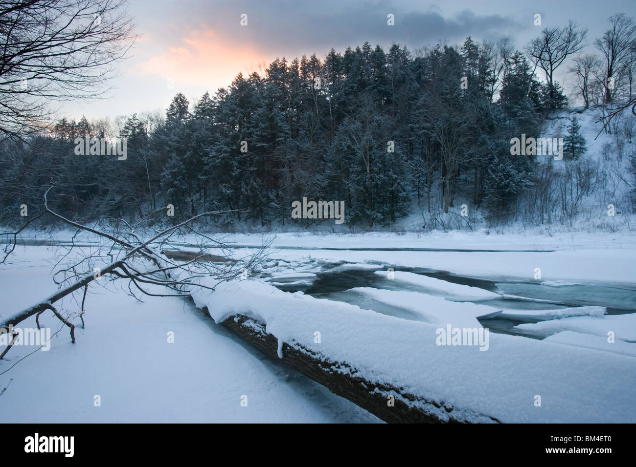 The Ottauquechee River in winter. Quechee, Vermont. Dawn Stock Photo ...