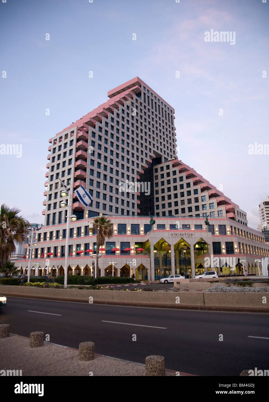 Israel tel aviv opera tower hi-res stock photography and images - Alamy