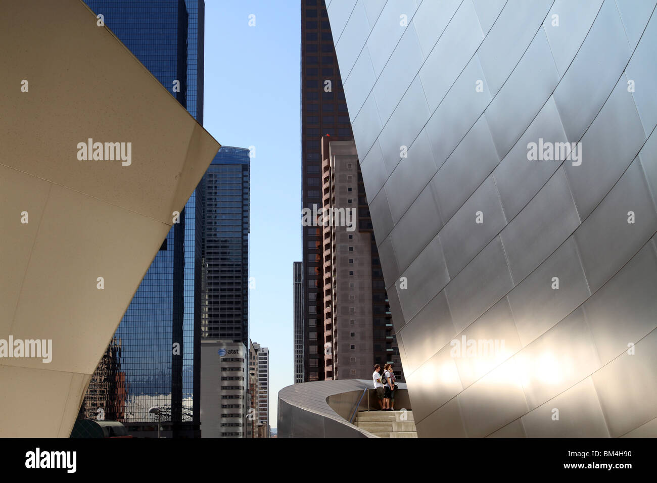 The Walt Disney Concert Hall designed by Frank Gehry in Los Angeles, CA ...