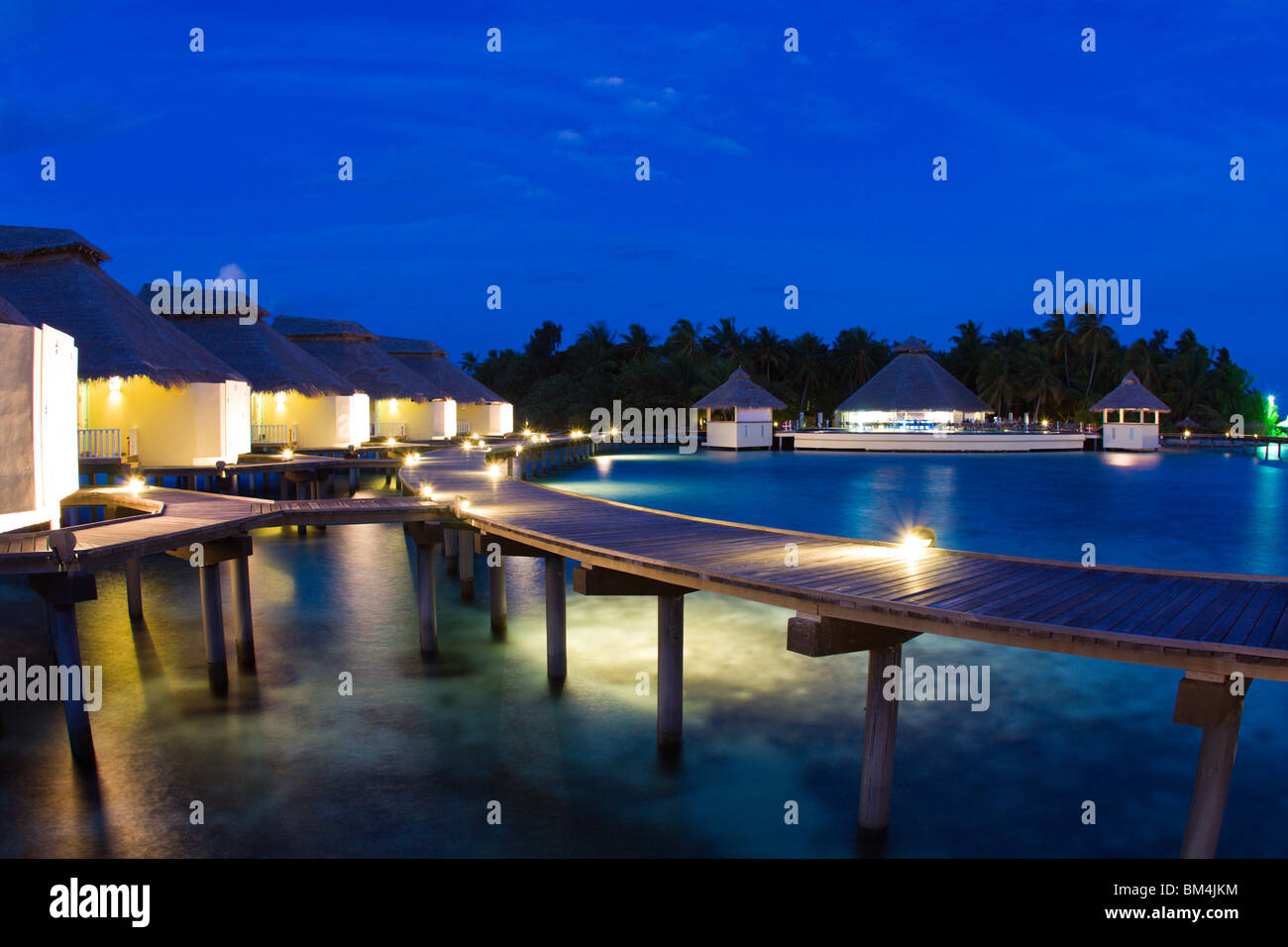 Sunset on Maldive Island Ellaidhoo, North Ari Atoll, Maldives Stock ...