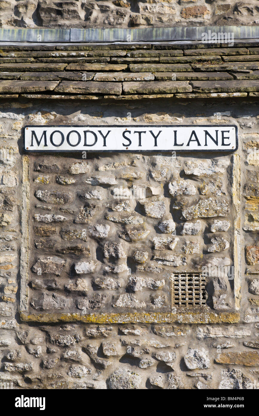 Moody sign hi-res stock photography and images - Alamy