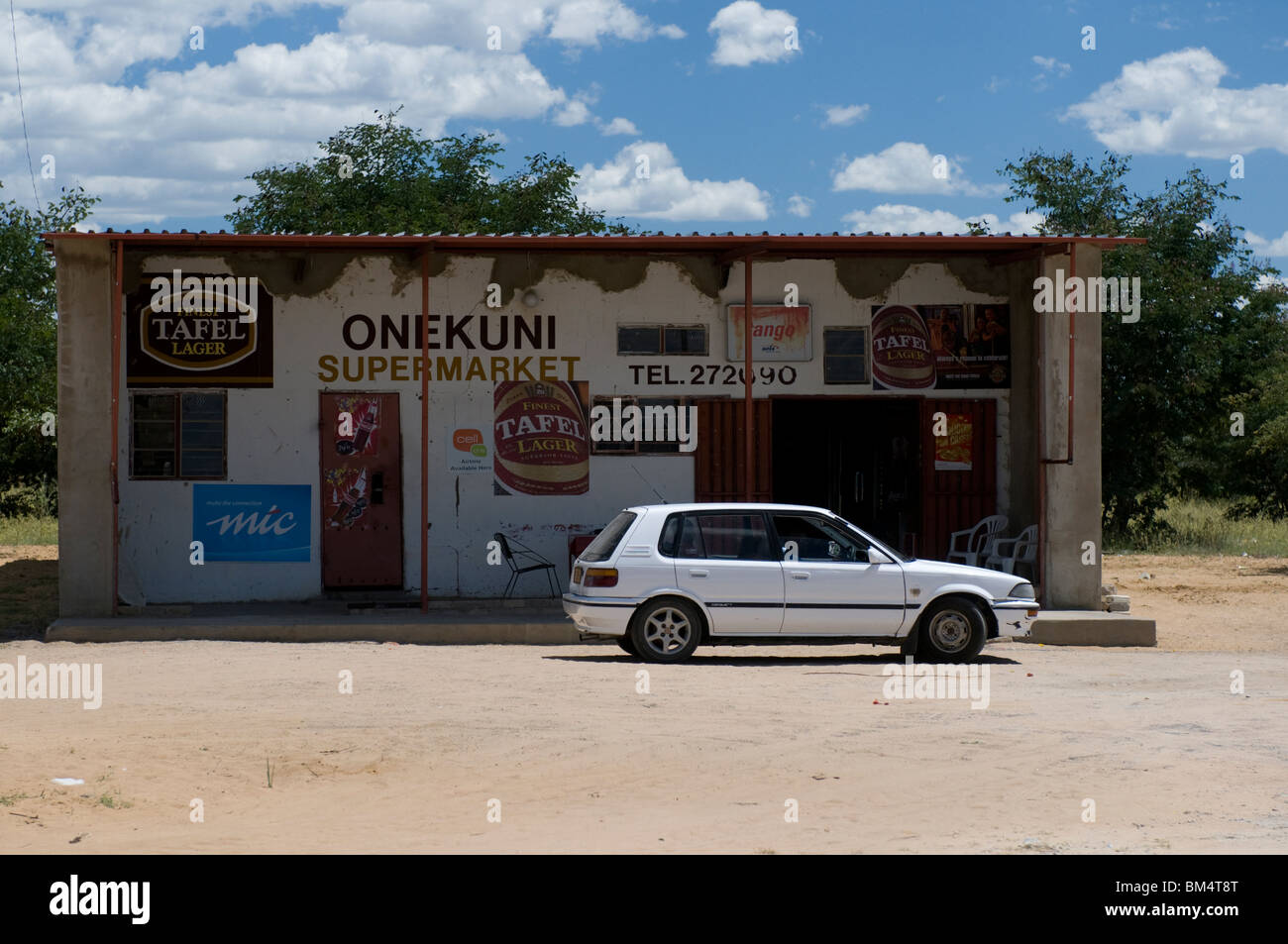 A bar in 'downtown' Ruacana, Kunene region, Namibia Stock Photo - Alamy