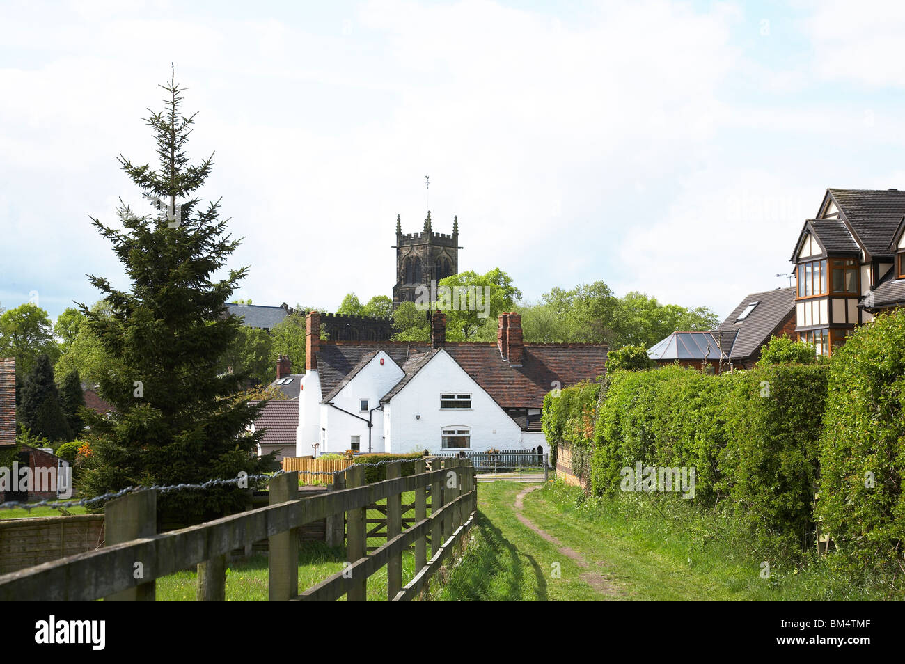 Looking towards St Mary`s Church in Sandbach UK Stock Photo - Alamy