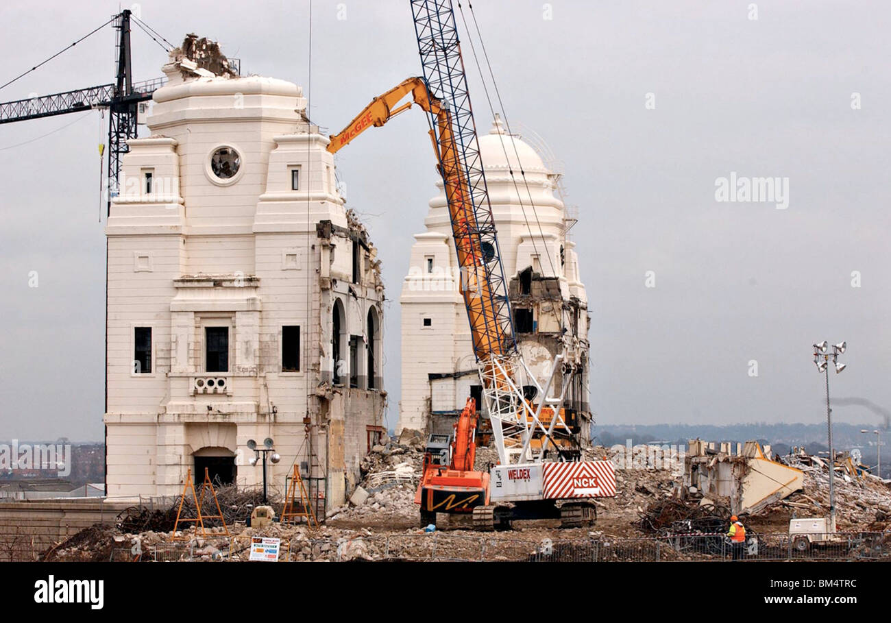 Wembley football stadium twin towers demolition Stock Photo - Alamy