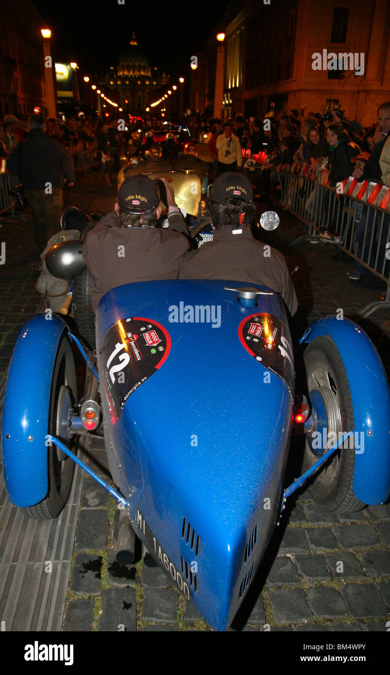 Car race in rome hi-res stock photography and images - Alamy