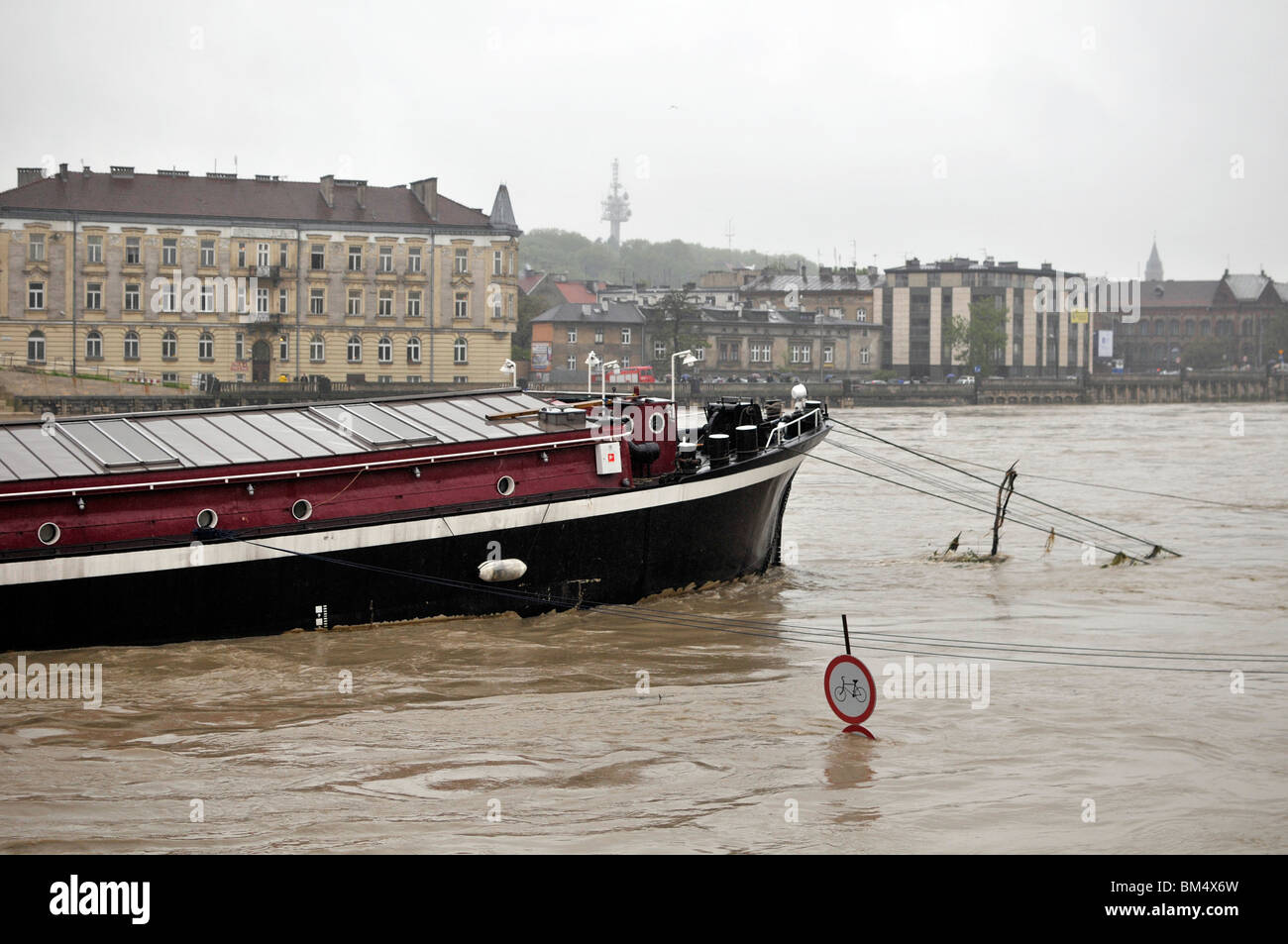 Flooded Krakow. Flood in Poland May 2010 Stock Photo - Alamy