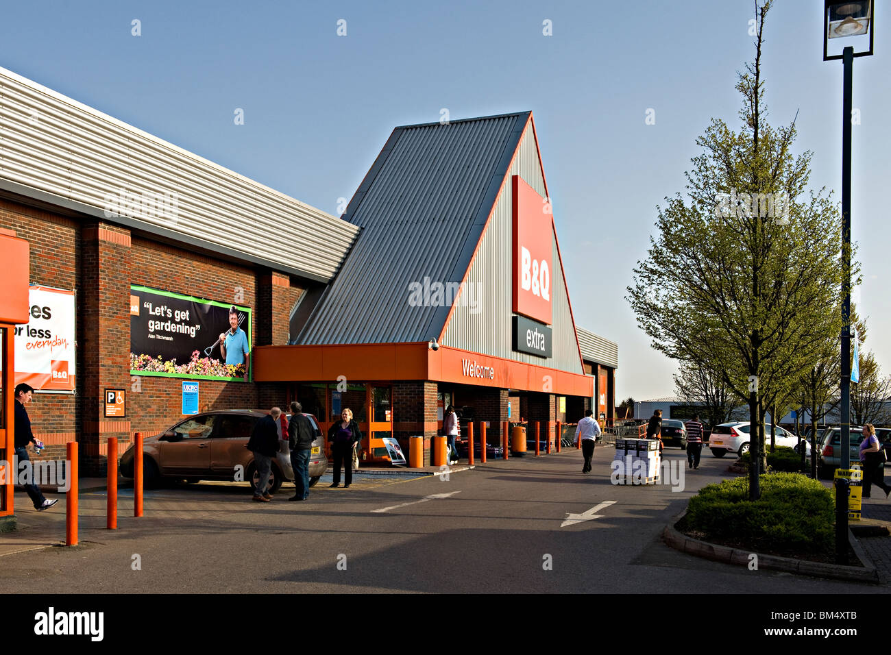 B&q diy superstore hi-res stock photography and images - Alamy