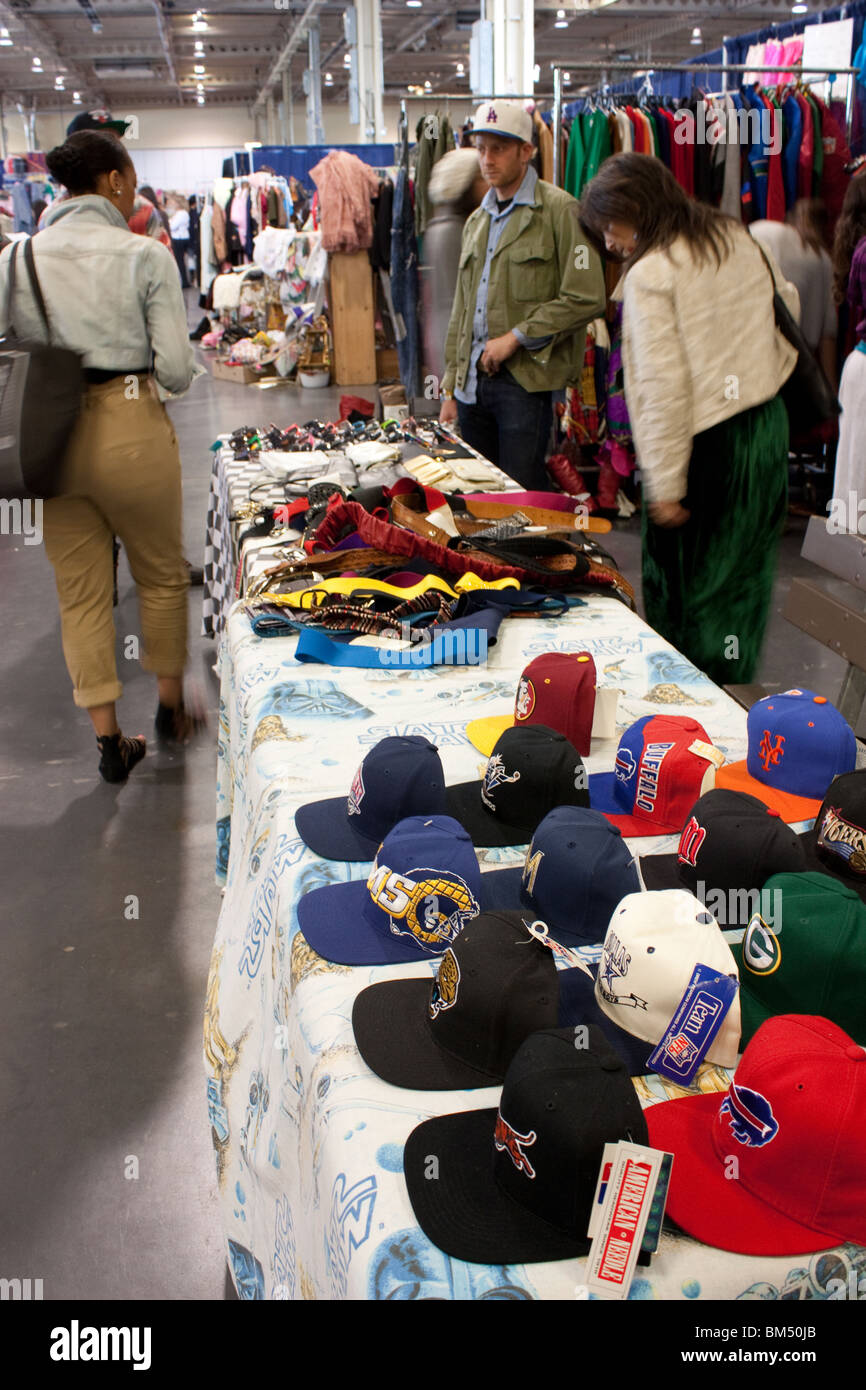 Shoppers Table High Resolution Stock Photography and Images - Alamy
