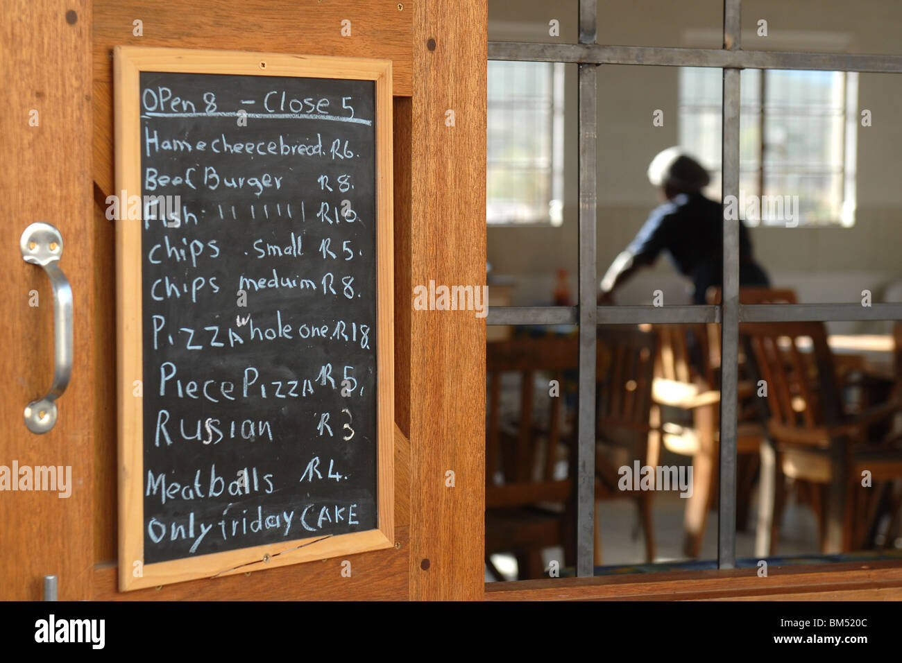 Working in a snack bar hi-res stock photography and images - Alamy