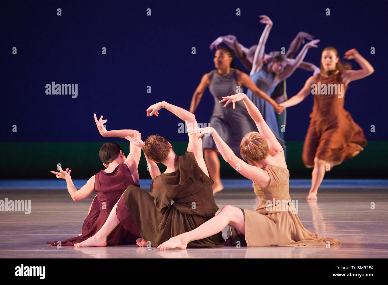 Mark morris dance group hi-res stock photography and images - Alamy