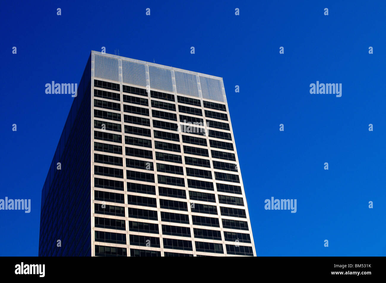 Office building block hi-res stock photography and images - Alamy