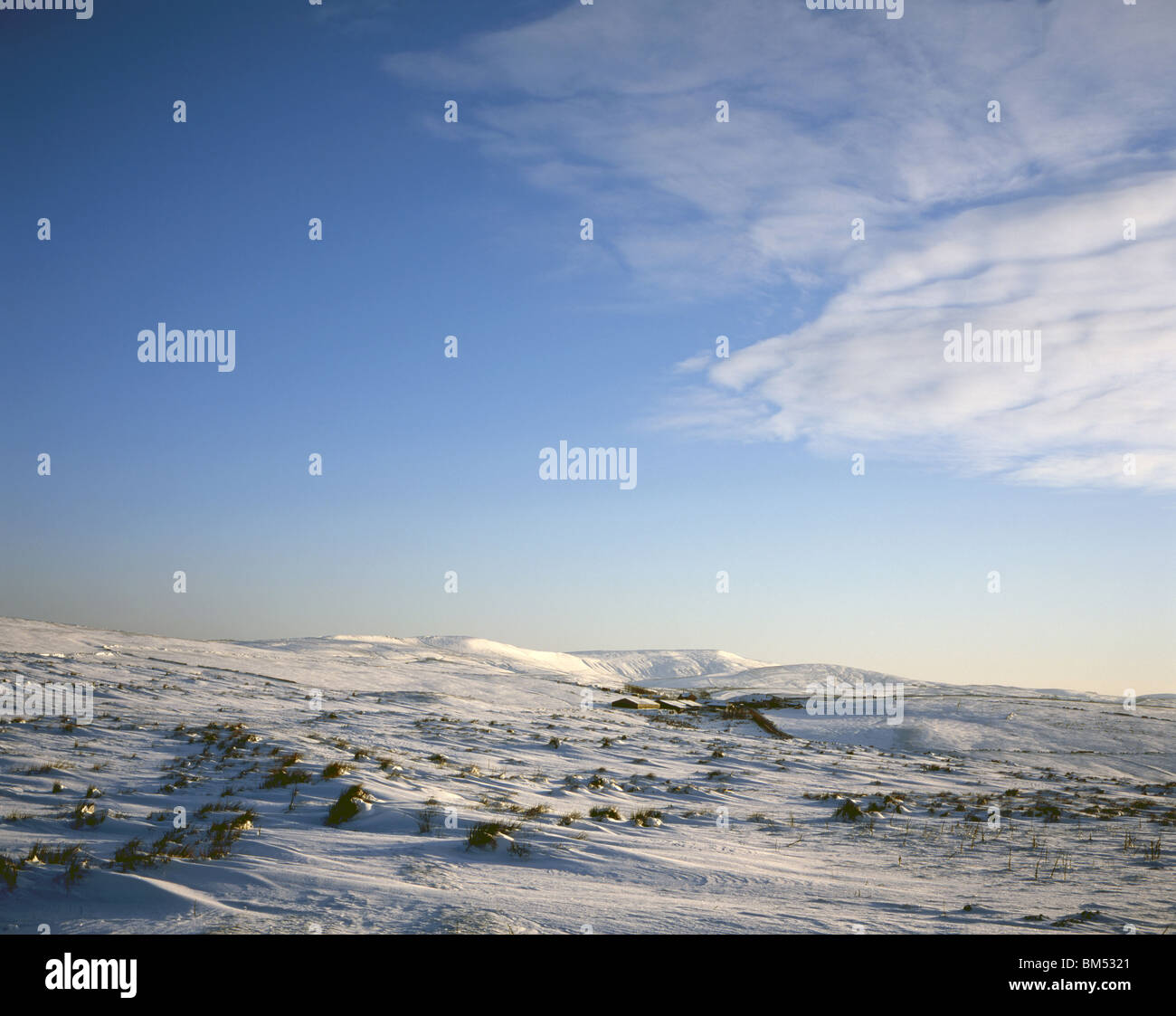 Windgather rocks peak district national park hi-res stock photography ...