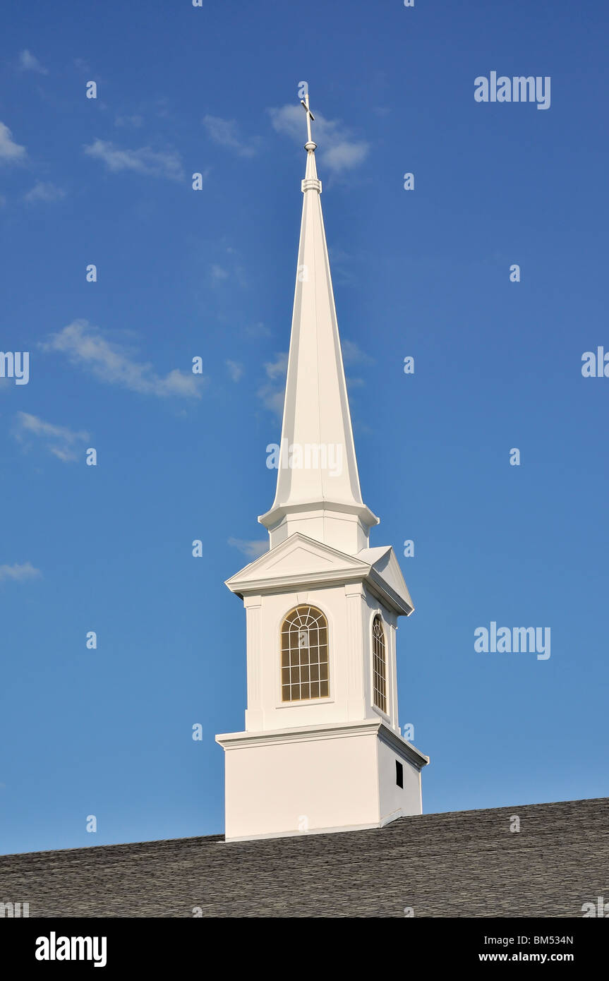 Building and steeple hi-res stock photography and images - Alamy