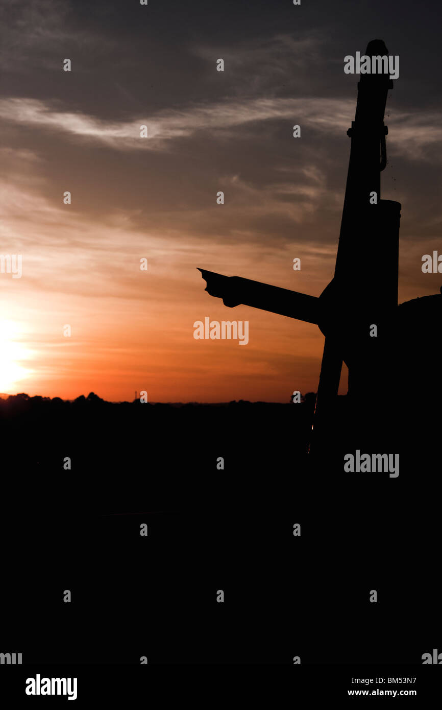 Water hand pump hi-res stock photography and images - Alamy