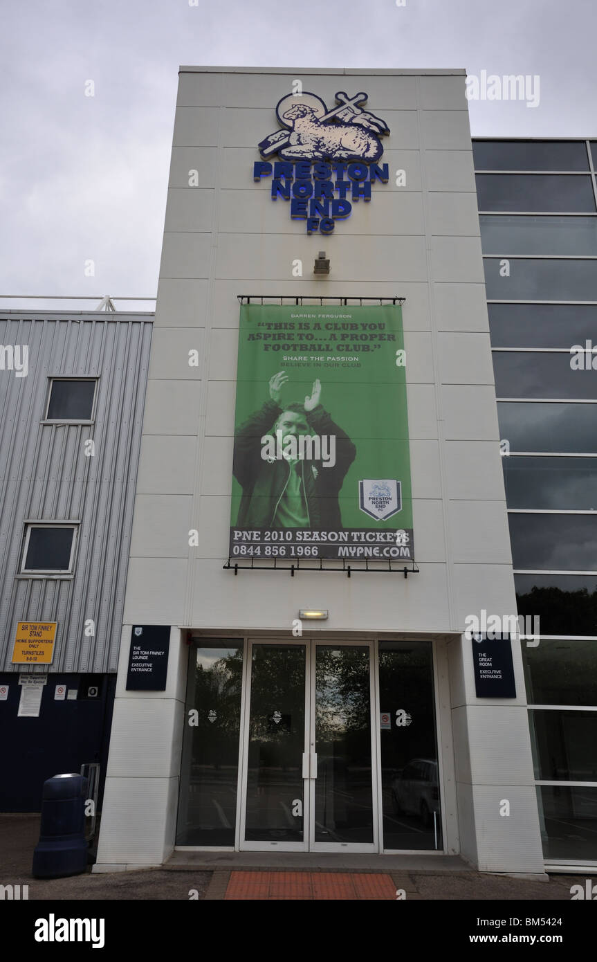 Preston north end hi-res stock photography and images - Alamy
