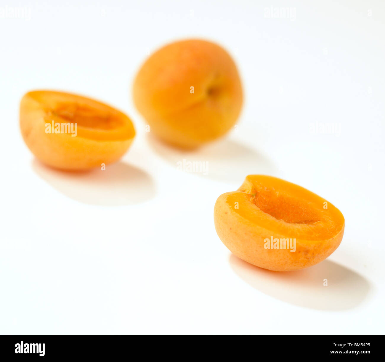 Apricot apricots pair hi-res stock photography and images - Alamy